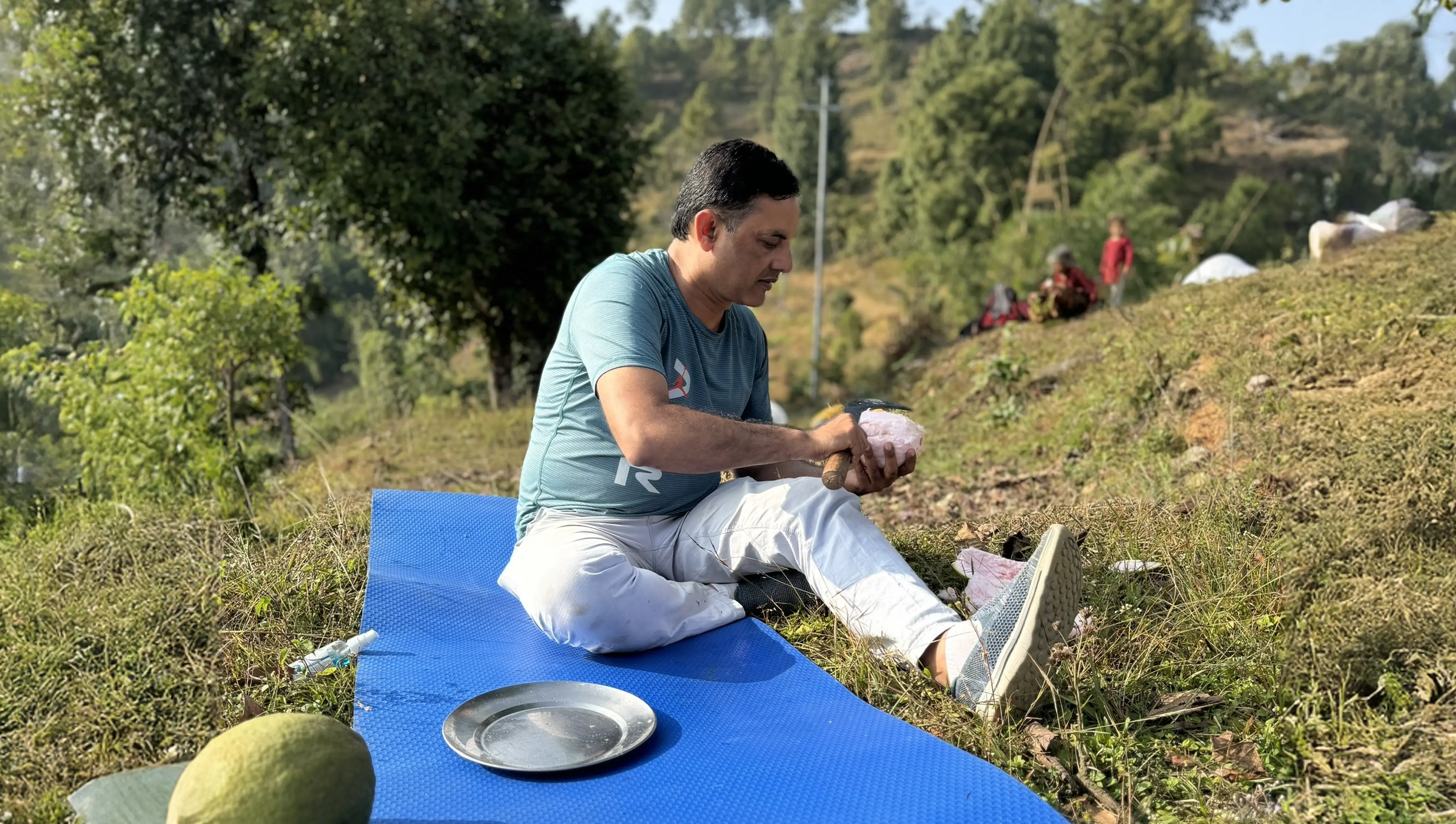 Satsningarna som Holtab gjort tillsammans med den svenska hjälporganisationen Tuki Nepal Society ...